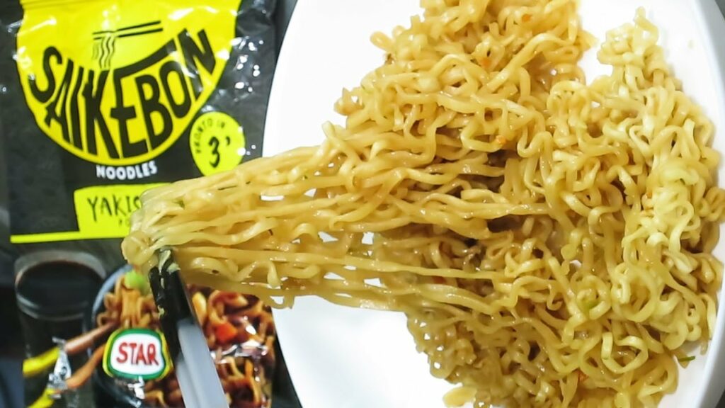 No.6702 Saikebon (Italy) Noodles Yakisoba Pollo - Italian Food