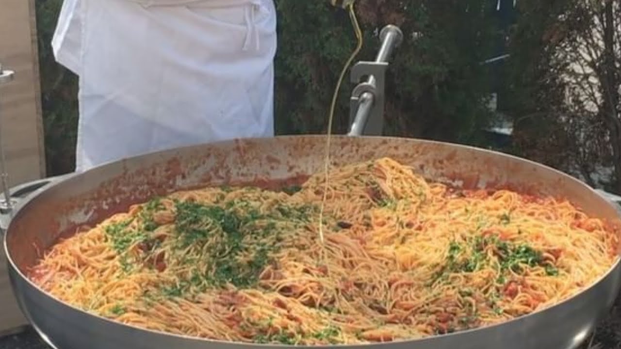 The Biggest Pan Of Pasta/Spaghetti King | Italian Food - Italian Food