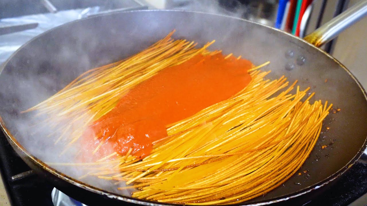 Fried Killer Spaghetti: the Italian Recipe That Breaks all Pasta Rules ...