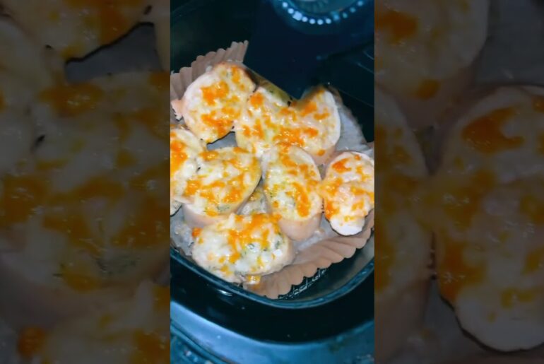 Ex-Mob Boss Cooks Mafia Style Pasta Pomodoro (Old Family Recipe ...